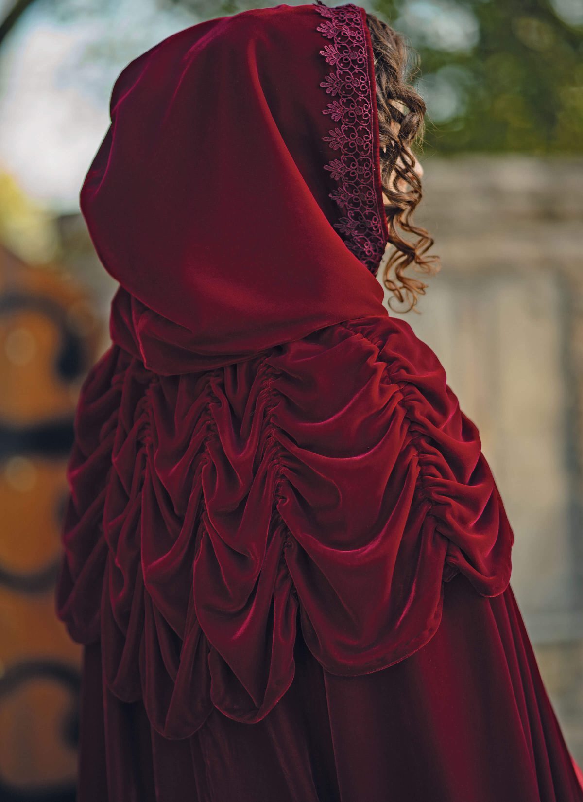 Simplicity Sewing Pattern S3190 Ruffled Romance Cloak by Raine Emery ...