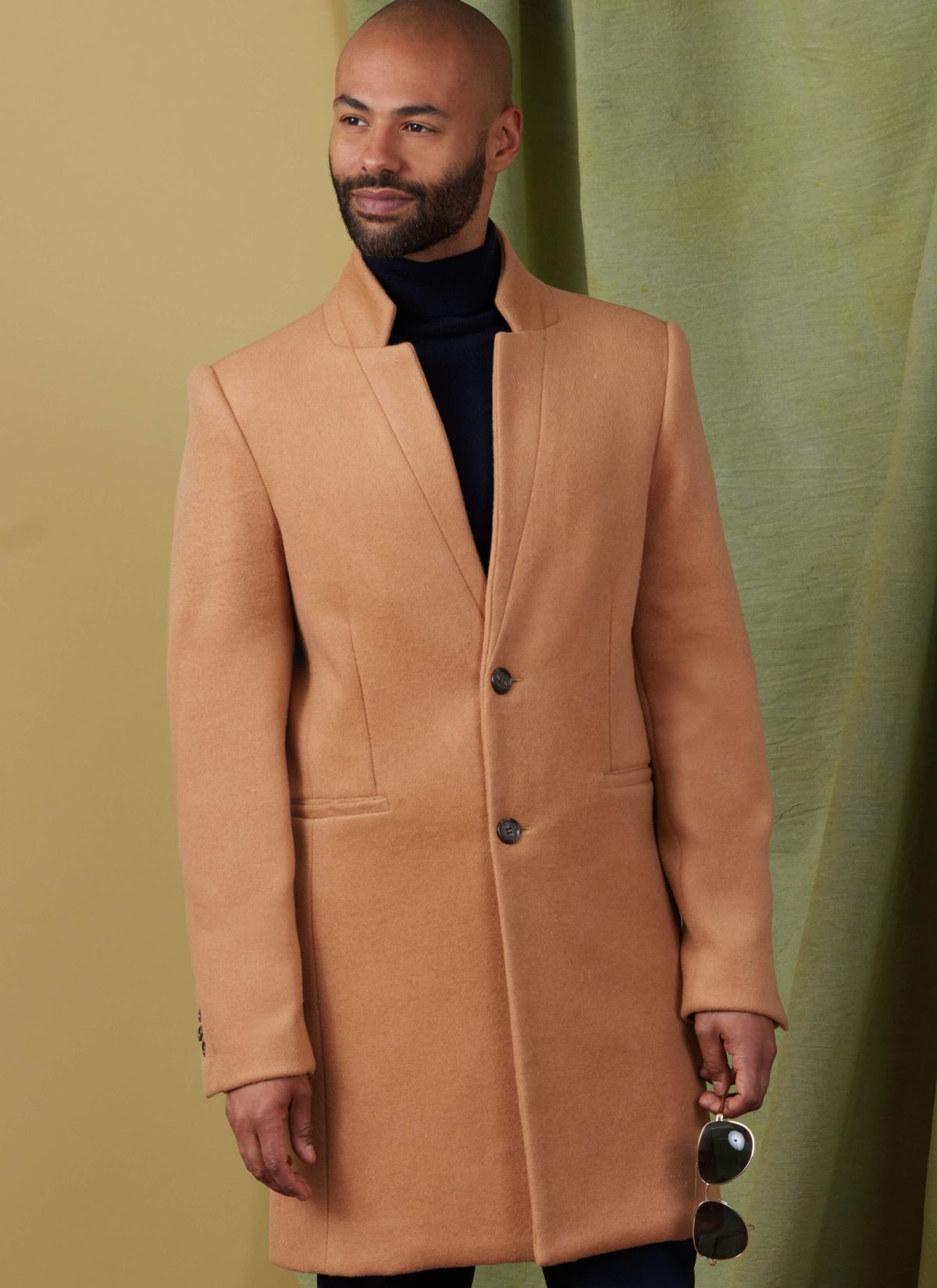 Vogue Patterns V1930 Men’s Coat - Sewdirect