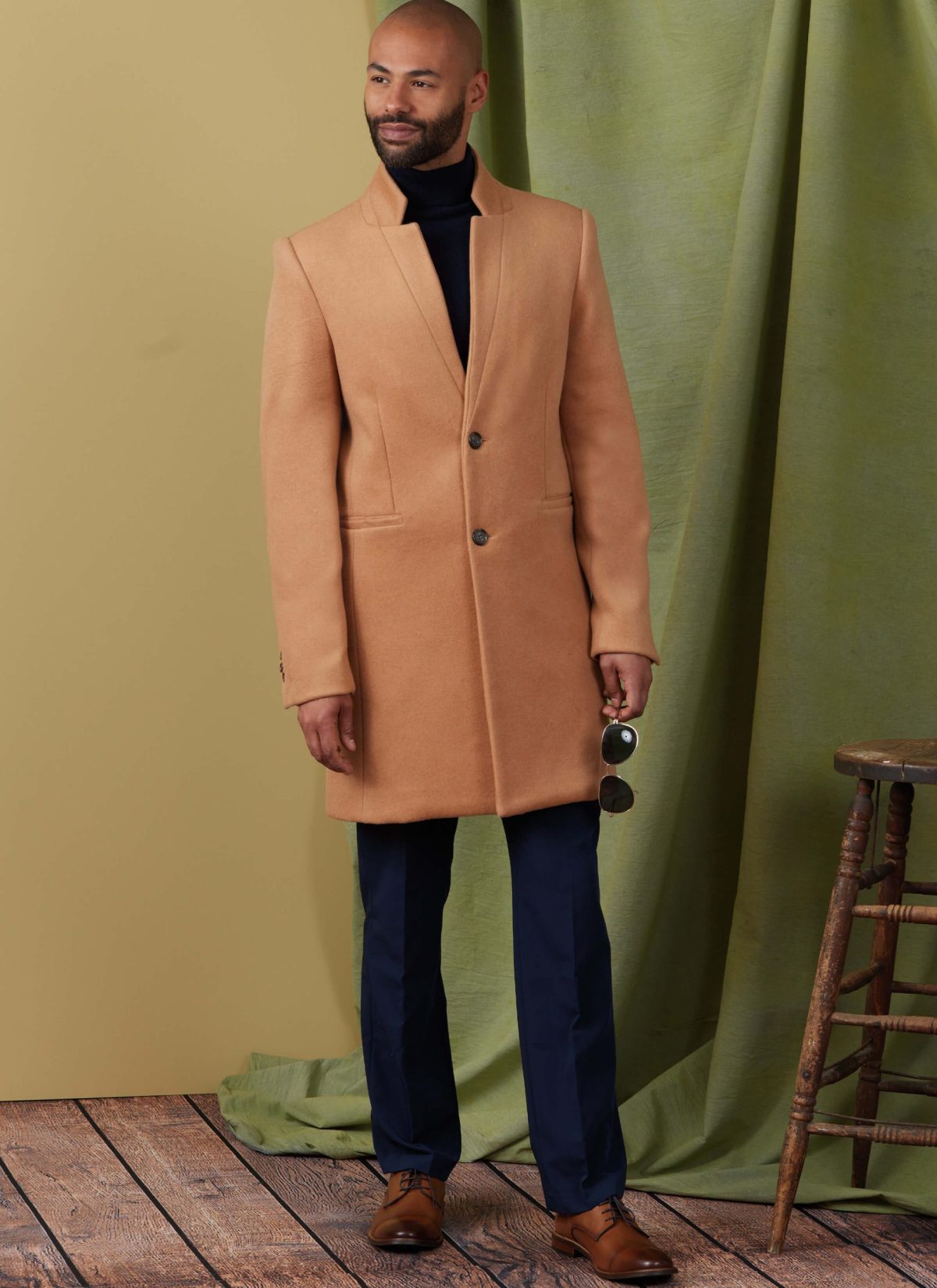 Vogue Patterns V1930 Men’s Coat - Sewdirect