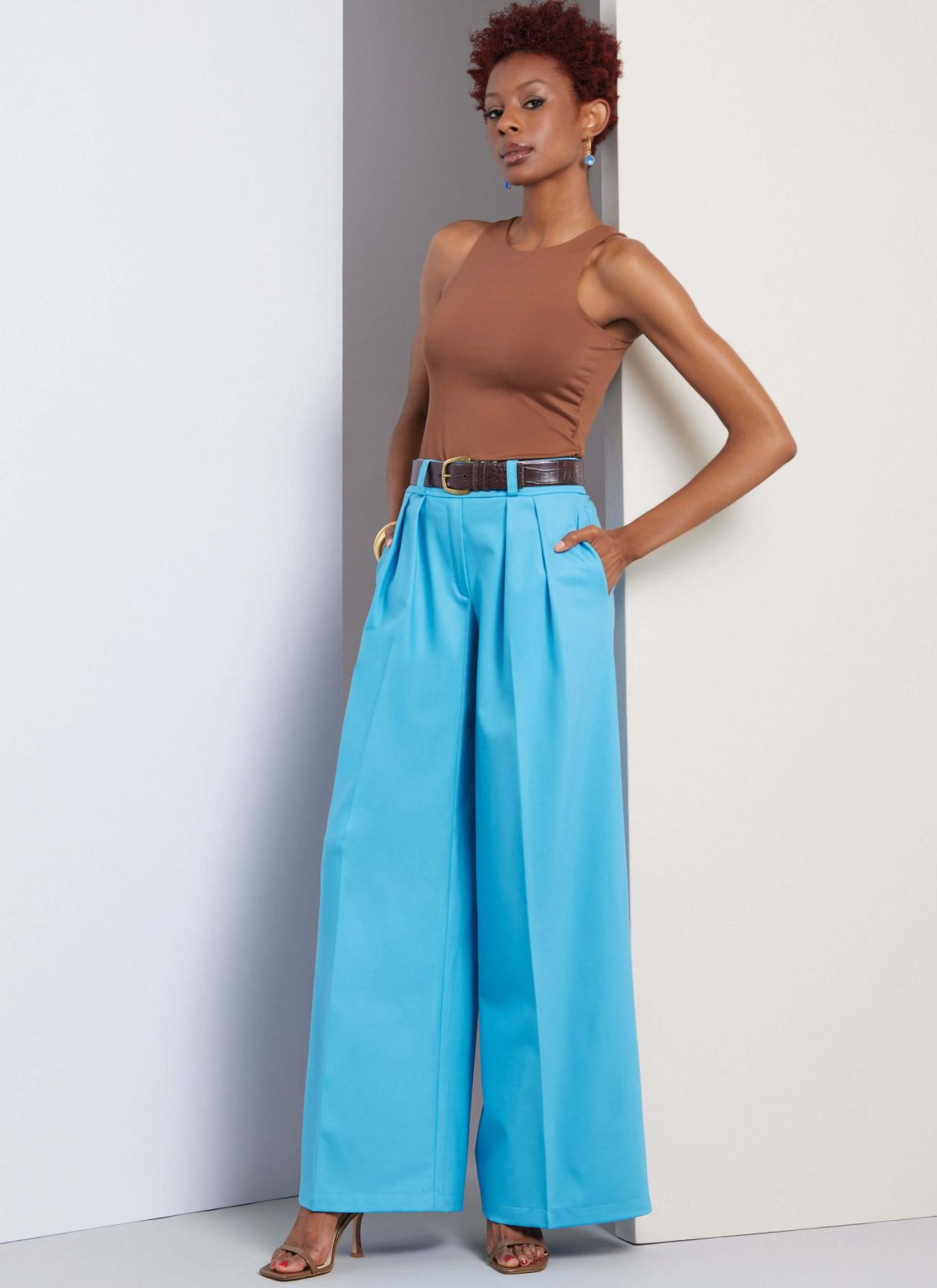 Vogue Patterns V1958 Misses’ Shorts and Trousers - Sewdirect