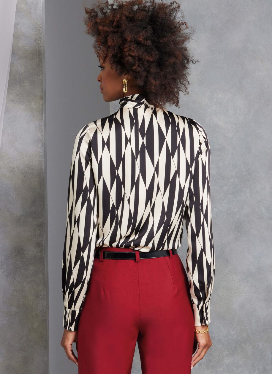 Vogue Patterns V1973 Misses’ Blouse - Sewdirect