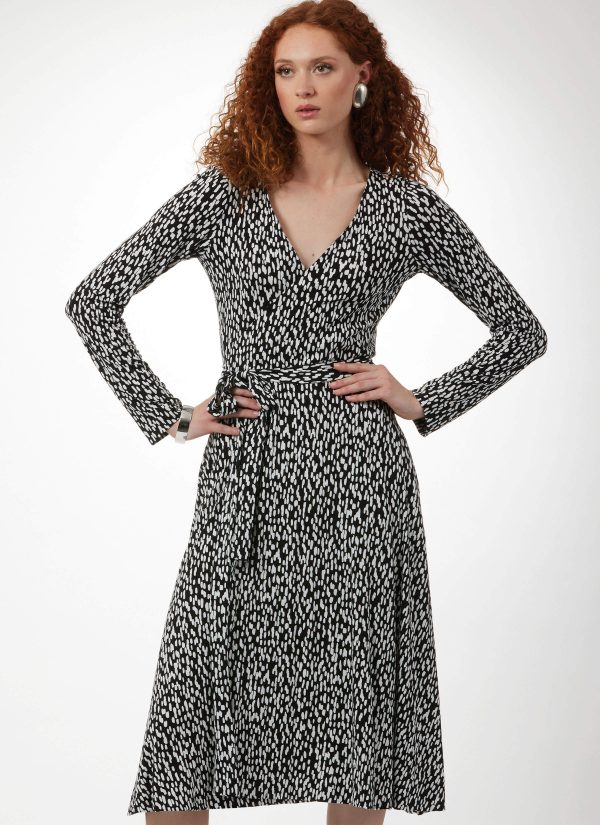 Vogue Sewing Pattern V2060 DVF Misses’ Reversible Wrap Dress by Diane ...